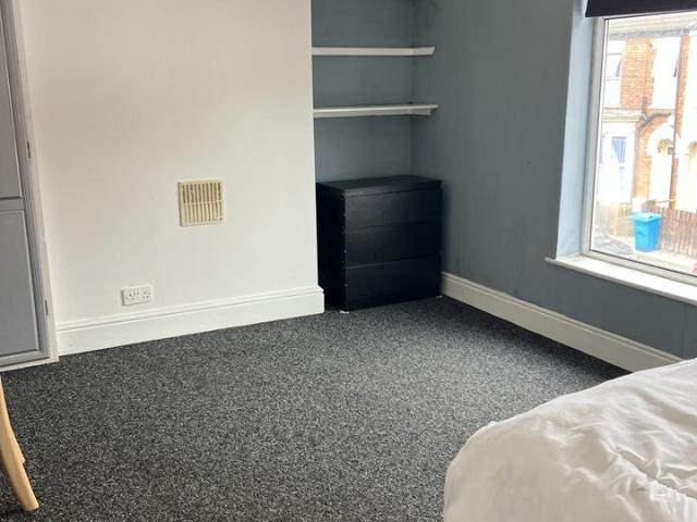 Room at Suffolk Street, Hull