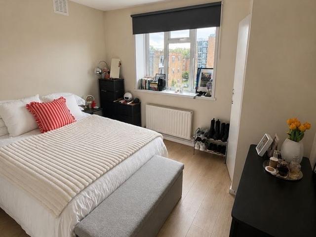 Room at Sulivan Court, Greater London