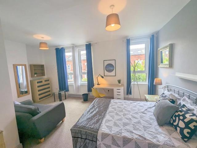 Room at Summerfield Crescent, Birmingham