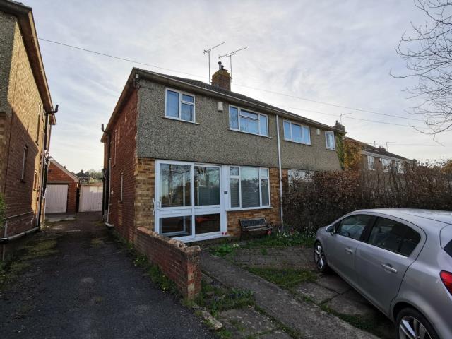 Room at Summerfield Road, Oxford