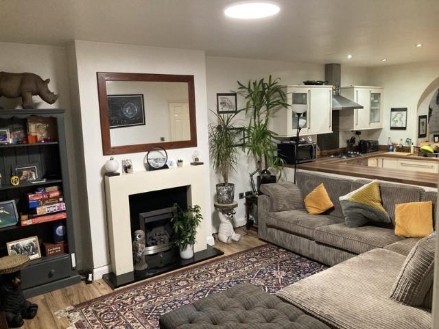 Room at Sunnybank Avenue, Leeds