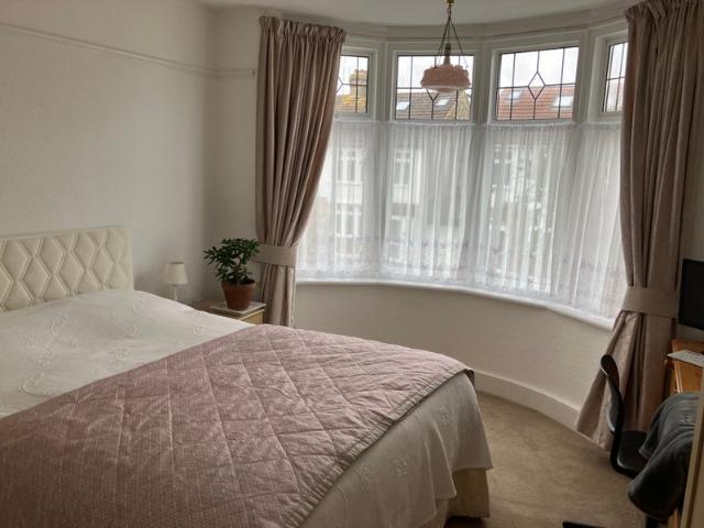 Room at Sunnydene Avenue, Greater London