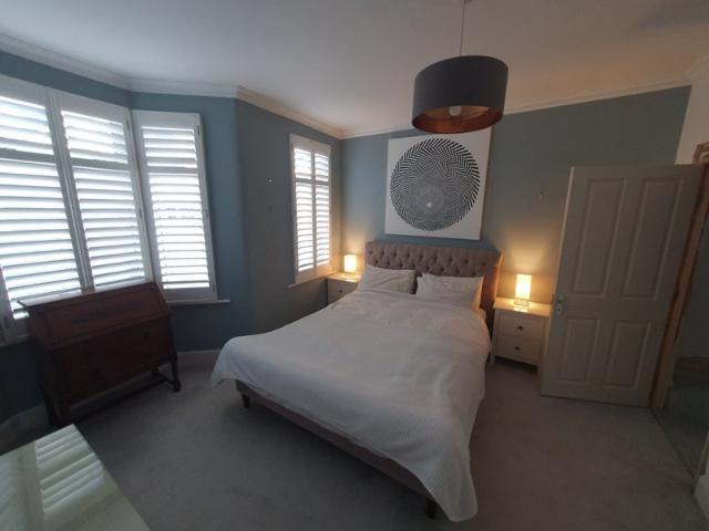 Room at Sunnyside Road, Greater London