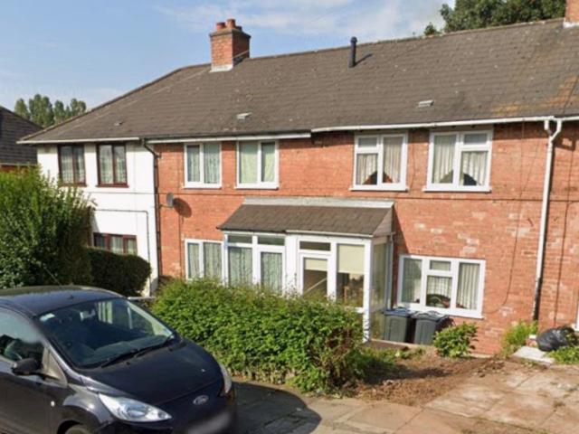 Room at Sunningdale Road, Birmingham
