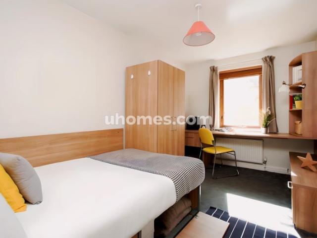 Room at Sunlight Square, Greater London