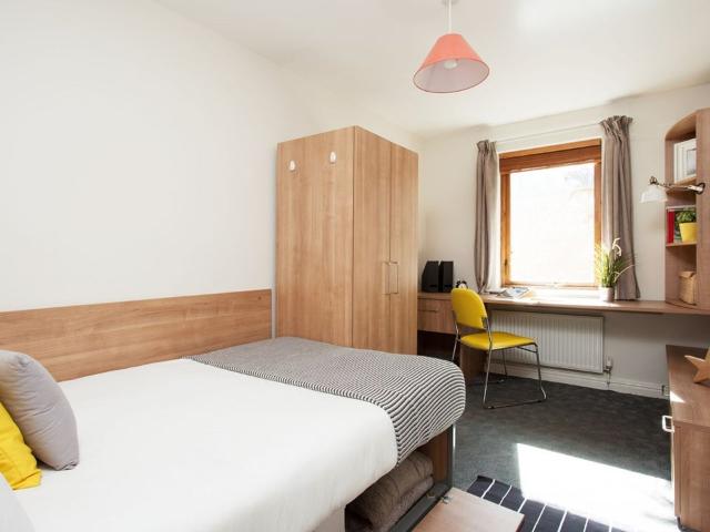 Room at Sunlight Square, Greater London