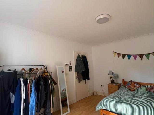 Room at Sussex Way, Greater London