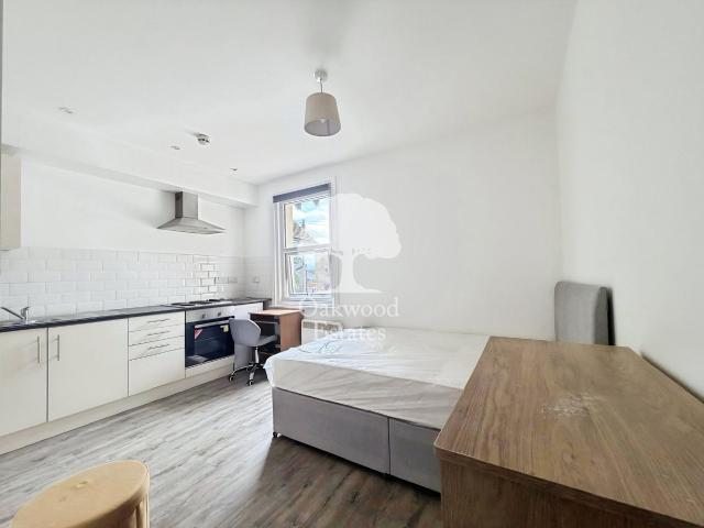 Room at Sussex Place, Slough