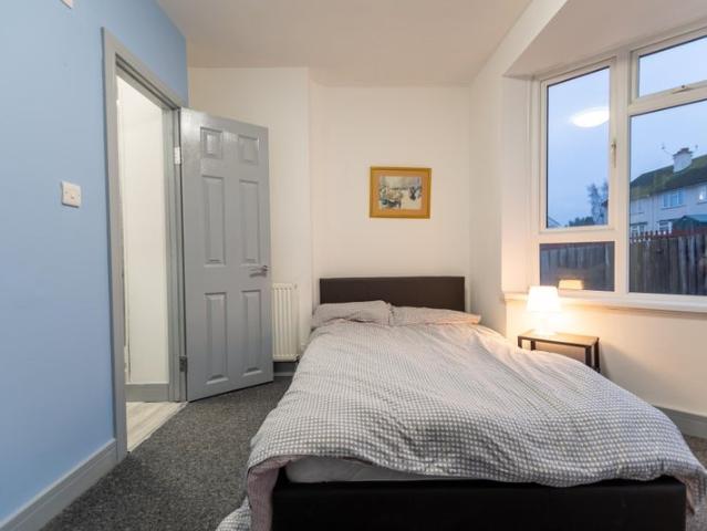 Room at Sussex Road, Maidstone