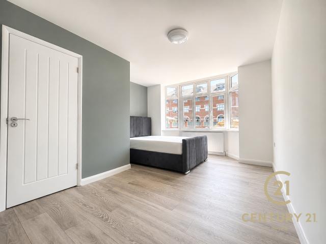 Room at Surbiton Road, Greater London