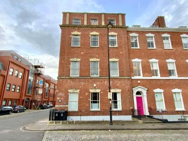 Room at Surrey Street, Bristol