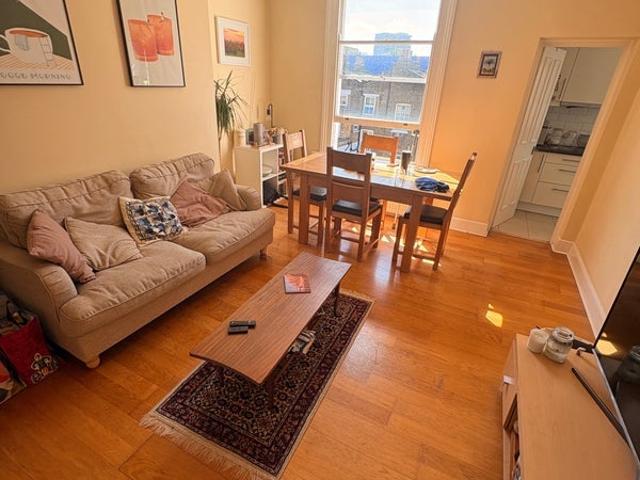 Room at Sutherland Avenue, City of Westminster