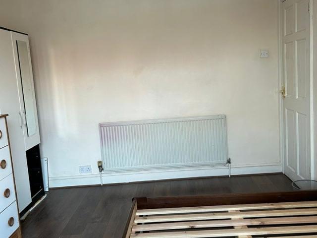 Room at Sutherland Road, Greater London