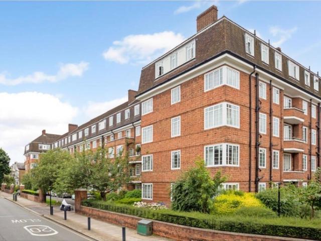 Room at Sutton Court Road, Greater London