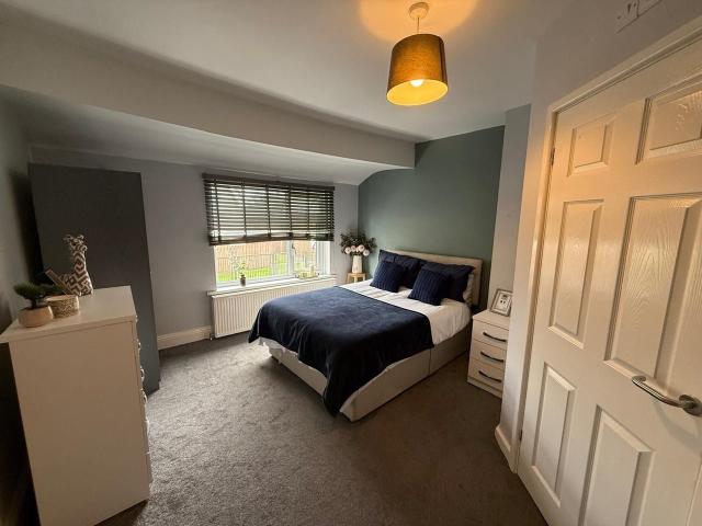 Room at Sutton Road, Ashfield