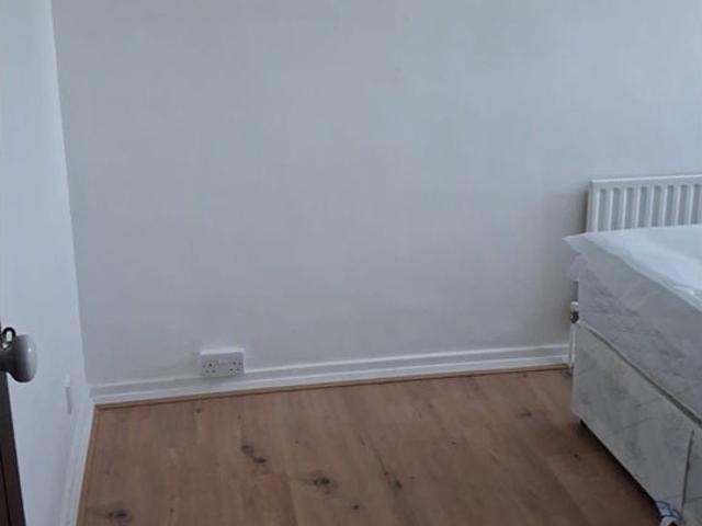 Room at Swanwick Close, Greater London