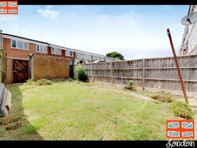 Room at Swanwick Close, Greater London