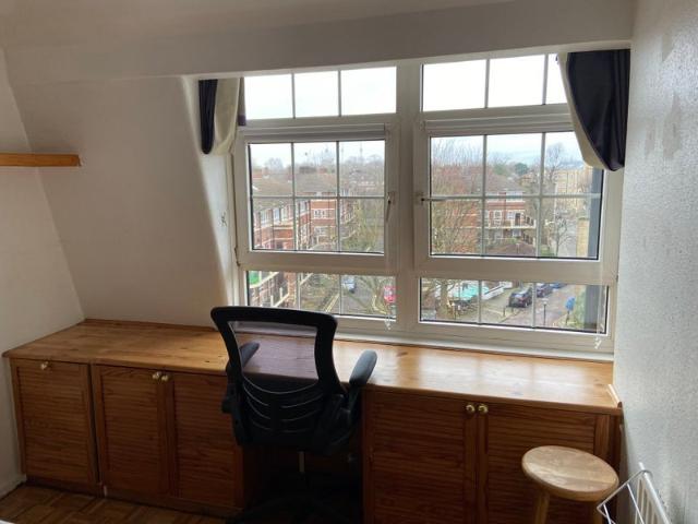 Room at Swan Road, Greater London