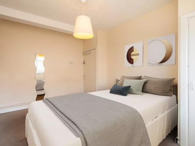 Room at Sweeney Crescent, Greater London