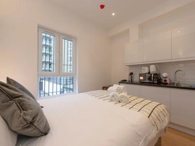 Room at Swinton Street, Greater London
