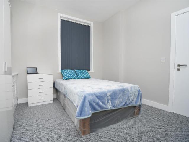 Room at Swindon Street, Burnley