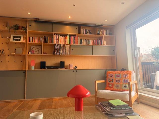 Room at Swinnerton Street, Greater London