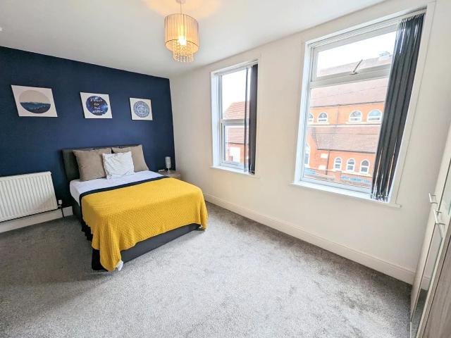 Room at Sycamore Road, Sandwell
