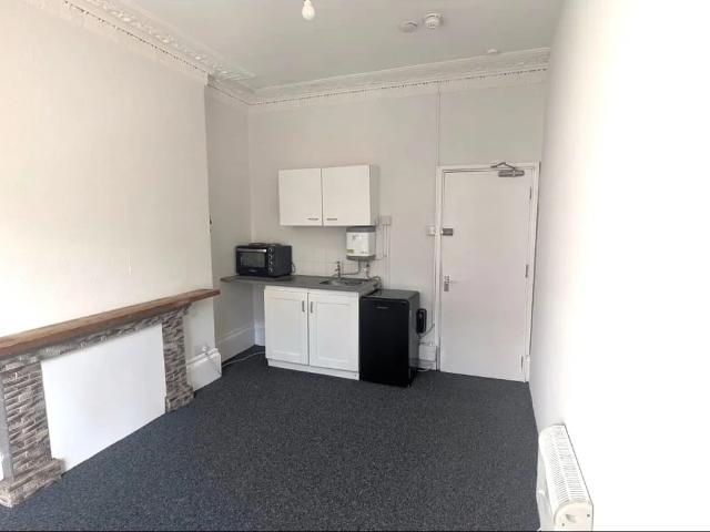 Room at Sydenham Road, Bristol
