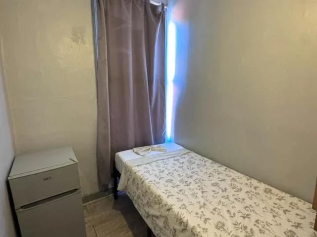 Room at Sylvan Avenue, Greater London