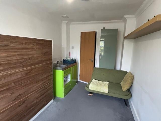 Room at Sylvan Road, Greater London