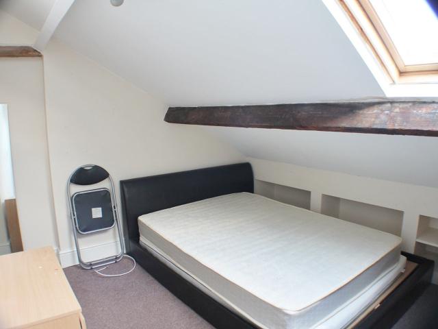 Room at Saint Matthias Road, Nottingham