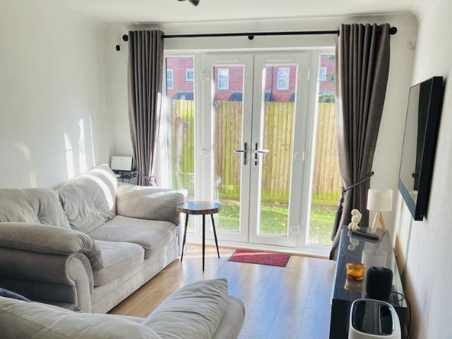 Room at Saint Alphonsus Road, Greater London