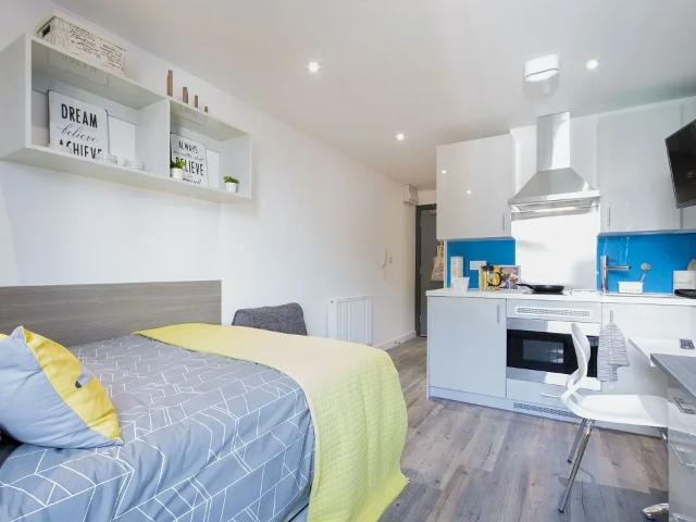 Room at Saint Andrew's Lane, Cardiff
