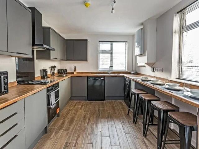 Room at Saint Ann's Road, Rotherham