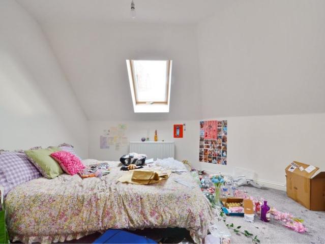 Room at Saint Francis Road, Bristol