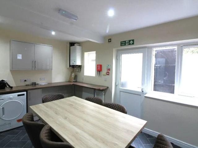 Room at Saint Wilfrid Street, Preston