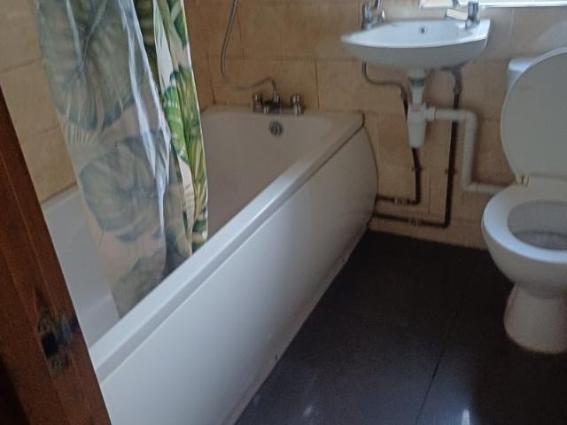 Room at Salisbury Road, Cardiff