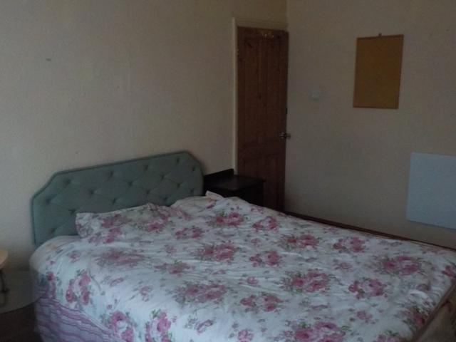Room at Salisbury Road, Preston