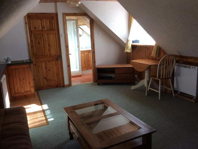 Room at Salvington Hill, Worthing