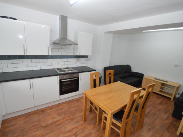Room at Salwarpe Grove, Birmingham
