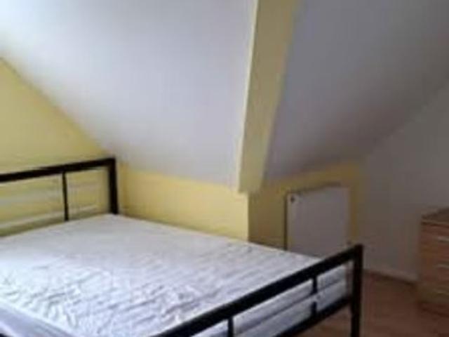 Room at Sandyhurst Close, Poole