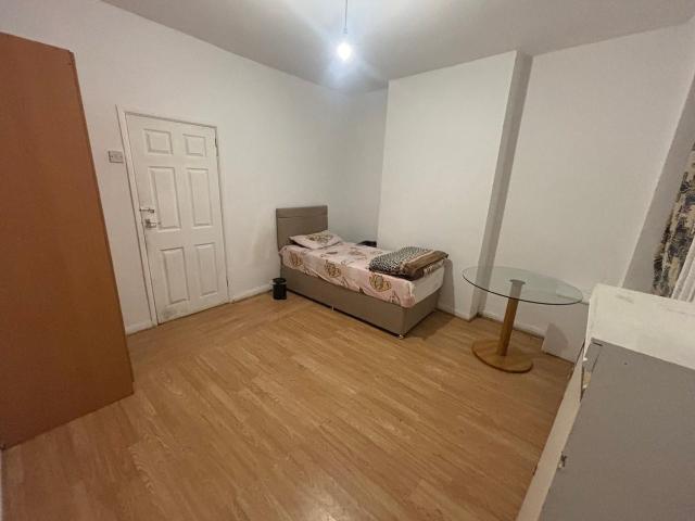 Room at Sandbach Road, Stoke on Trent