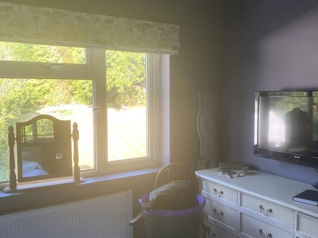 Room at Sanderstead Court Avenue, Greater London