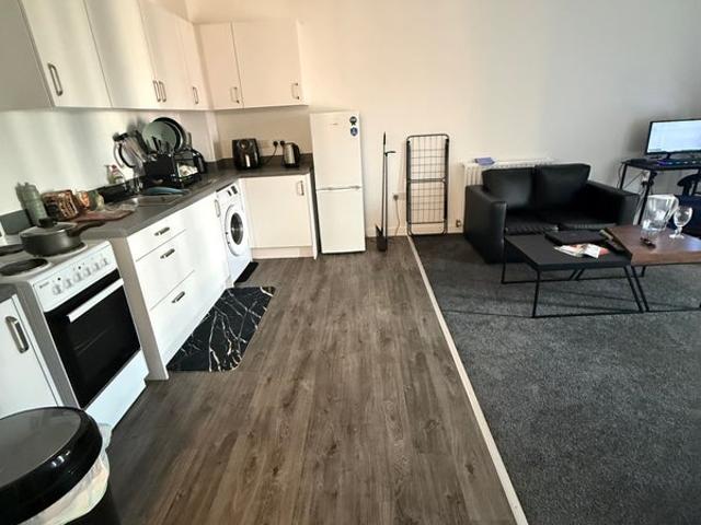 Room at Sandpiper Road, City of Edinburgh