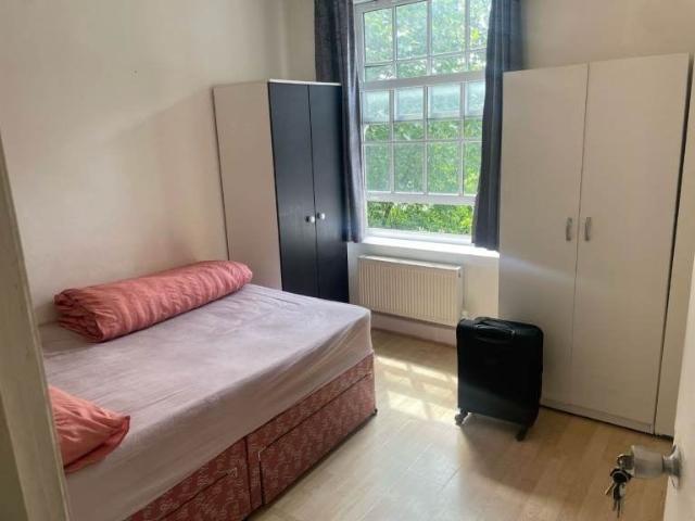Room at Savona Street, Greater London