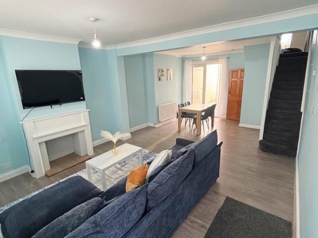 Room at Saxton Street, Gillingham