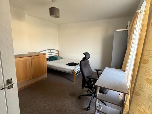 Room at Scarborough Way, Coventry