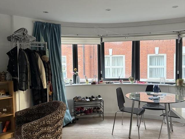 Room at Sceptre Road, Greater London