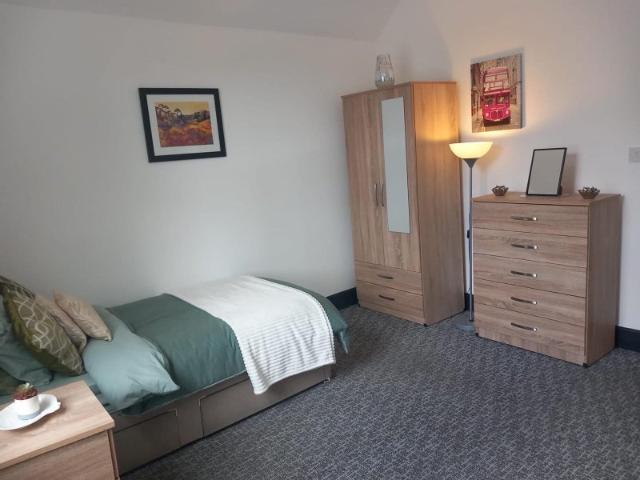 Room at School Street, Dudley