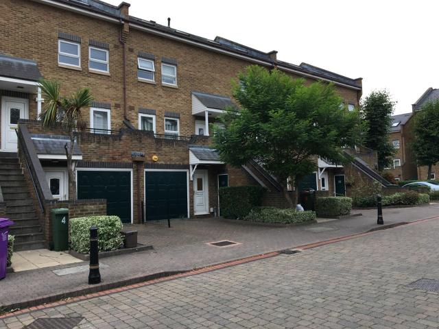 Room at Schooner Close, Greater London